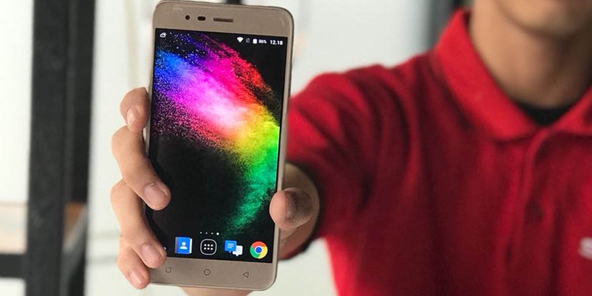 Resmi di Indonesia! Sharp R1 Hadir dengan RAM 3 GB dan Baterai 4000 mAh ...