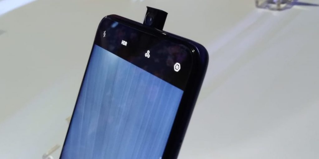 OPPO F11 Pro vs Samsung Galaxy A50 - Lebih Bagus Mana? | Gadgetren