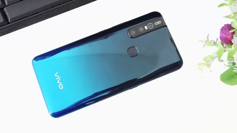 Review Vivo V15 - Andalkan Kamera Selfie 32MP dan Helio P70 | Gadgetren