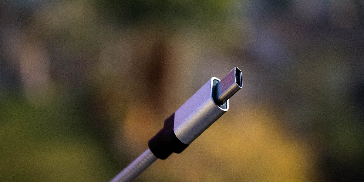 Ulasan Lengkap Mengenai Apa Itu USB Type-C! | Gadgetren
