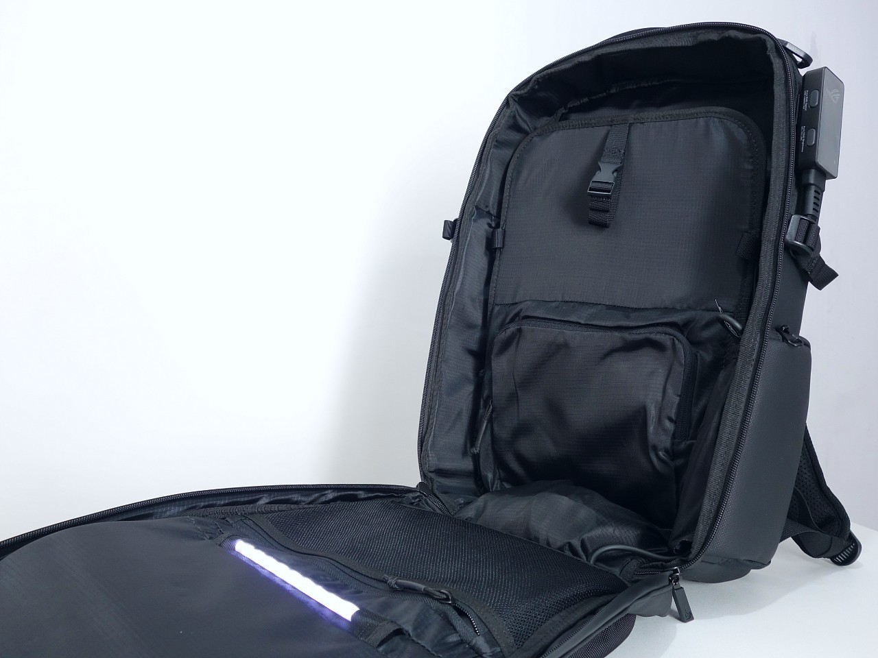 Review ROG Ranger BP3703 Gaming Backpack - Tas Esensial Untuk Para ...