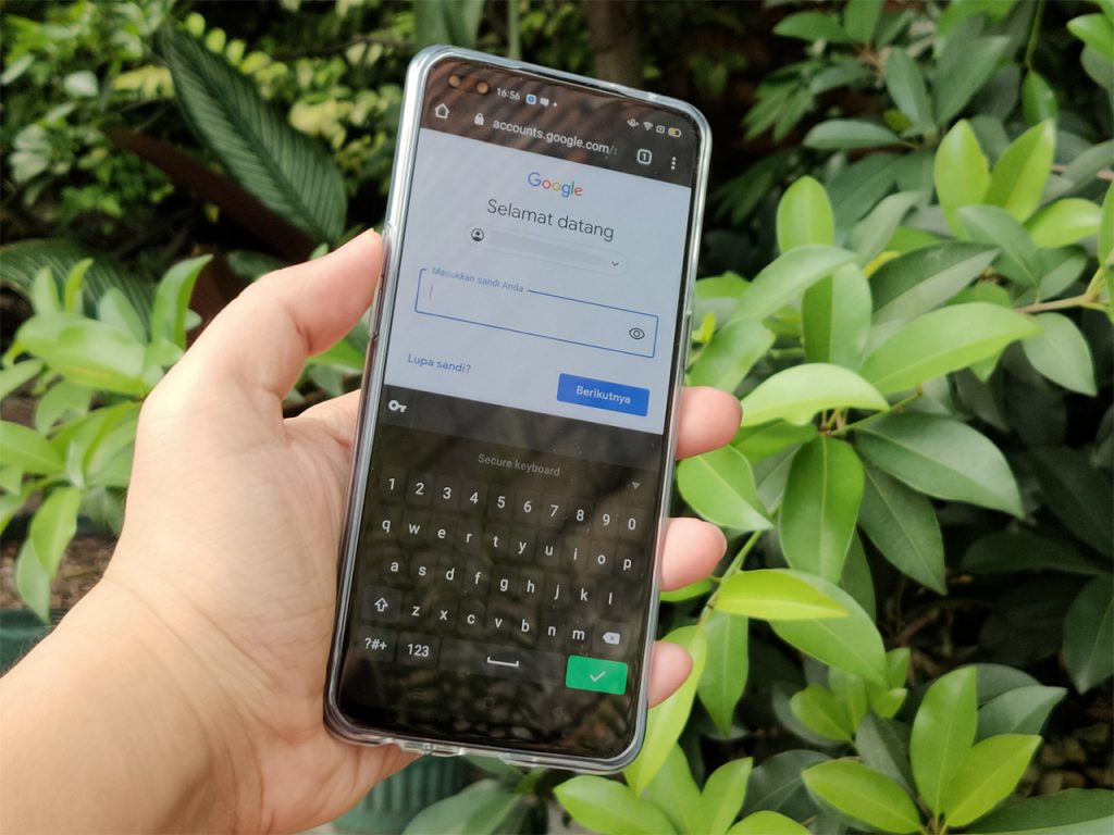 5 Aplikasi Keyboard Emoji Supaya Kirim Pesan Lebih Asik