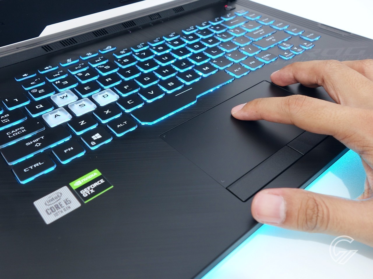 Review ASUS ROG Strix G15 G512LI - Gaming Mulus Sambil Tampil Stylish ...