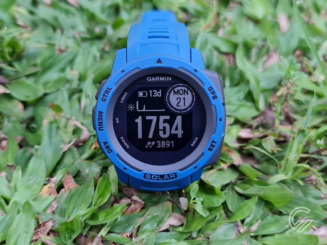 Review Garmin Solar Instinct – Jam Tahan Banting Dengan Panel Tenaga Surya
