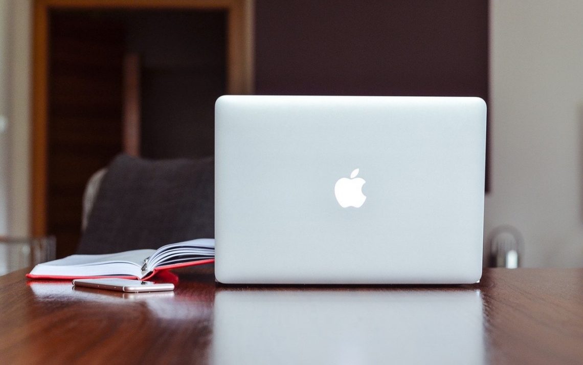 Inilah Haga Apple MacBook Terbaru Untuk Kamu Pertimbangkan di 2021 ...