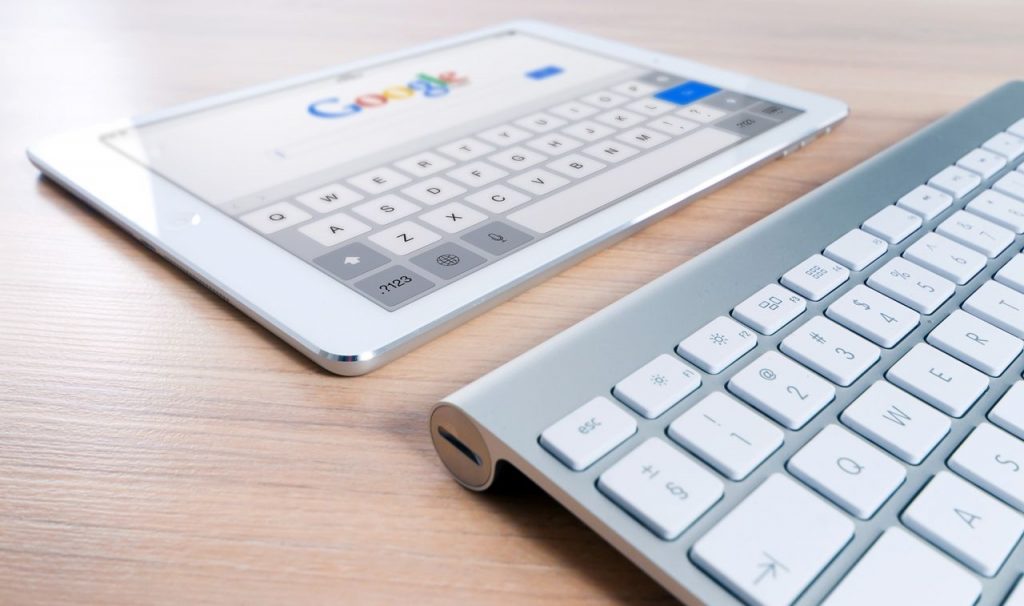 Rekomendasi Keyboard Mini Untuk Handphone, Desainnya Ringkas Serta Muat ...