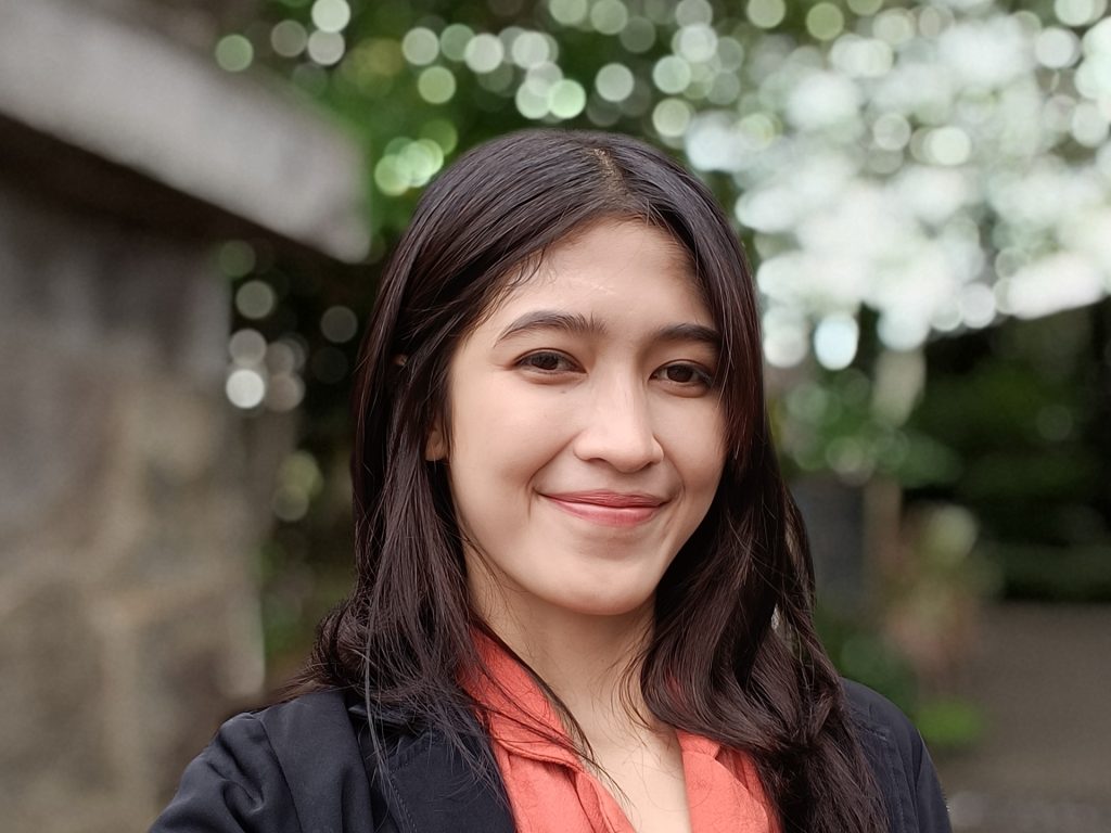 Yuk Intip Hasil Foto Portrait Handphone OPPO Terbaru Bersensor Sony IMX 709