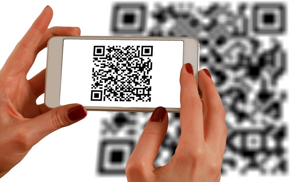Cara Scan QRIS Untuk Pembayaran di Aplikasi GoJek, DANA, OVO, dan Shopee