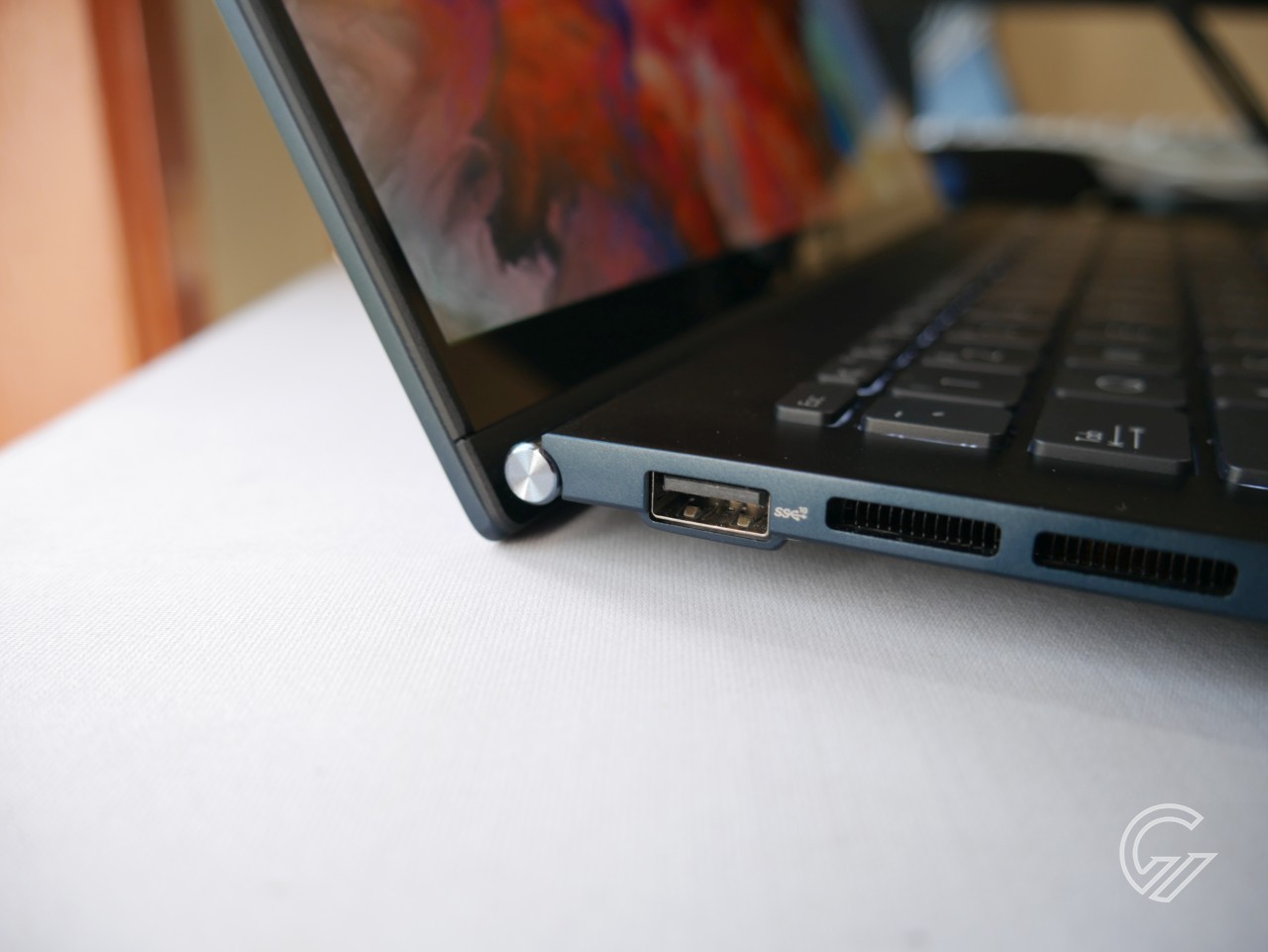 Review ASUS Zenbook 14 OLED UX3402 – Layarnya Memukau Mata