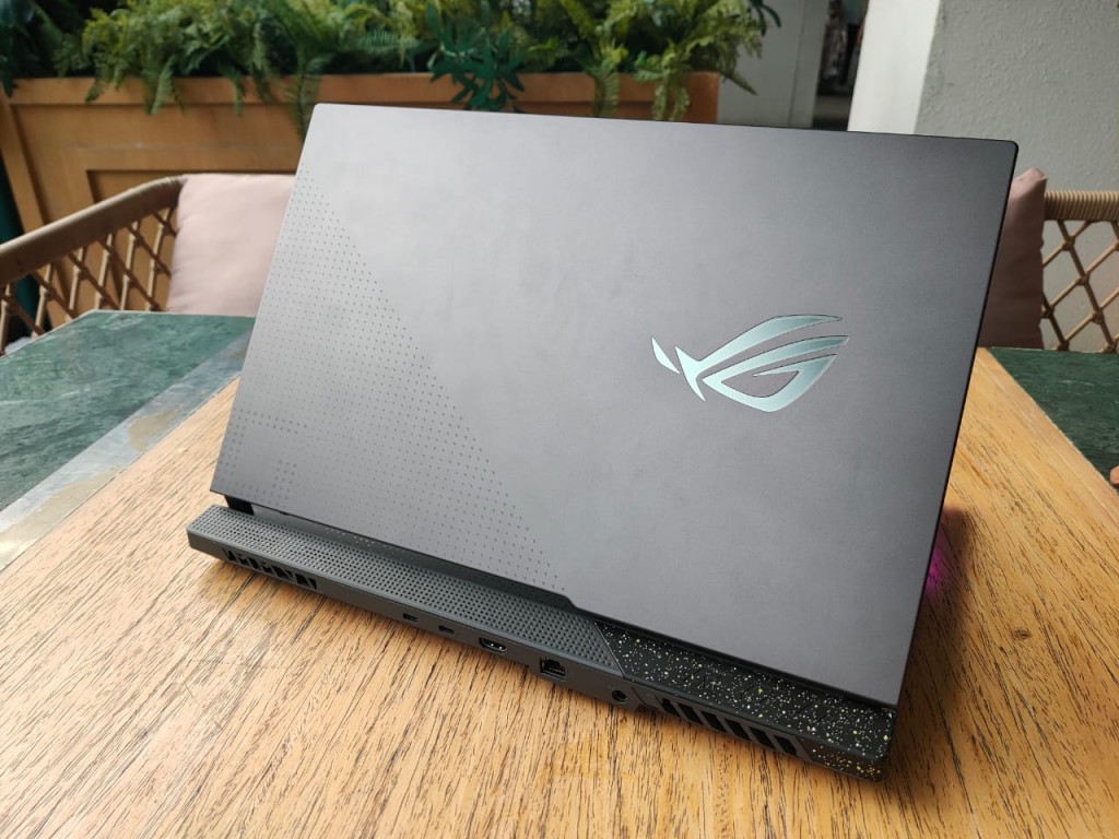 Hands-On ASUS ROG Strix G17 | Gadgetren