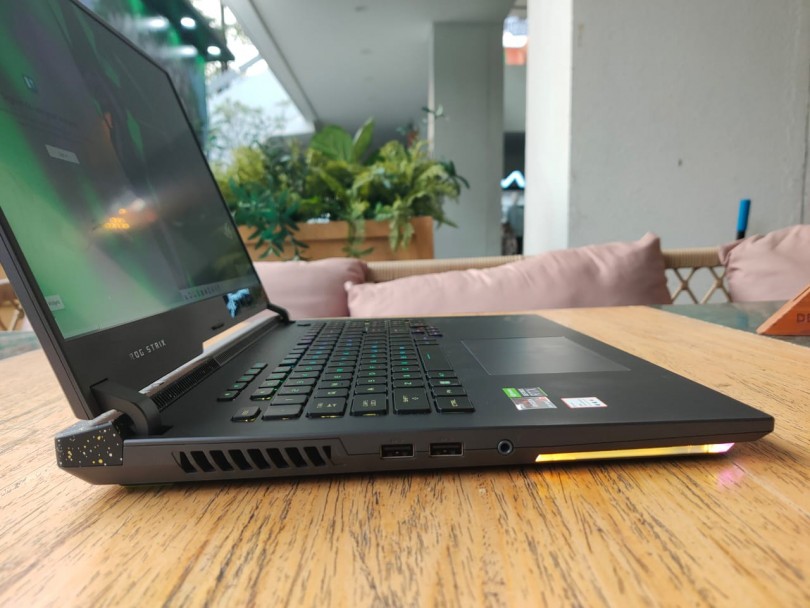 Hands-On ASUS ROG Strix G17 | Gadgetren