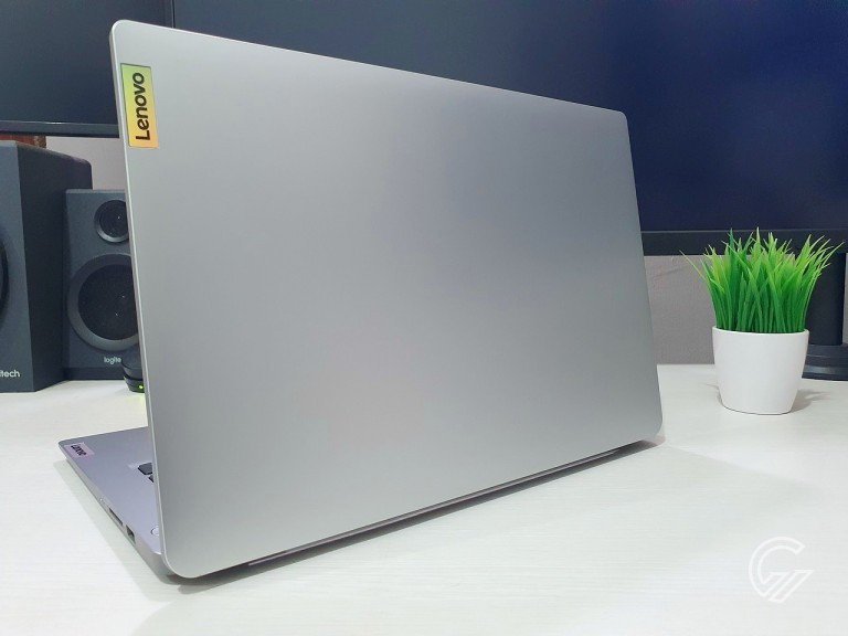 Review Lenovo IdeaPad Slim 1 14AMN7 – Cukup Bersaing, Desain Modern