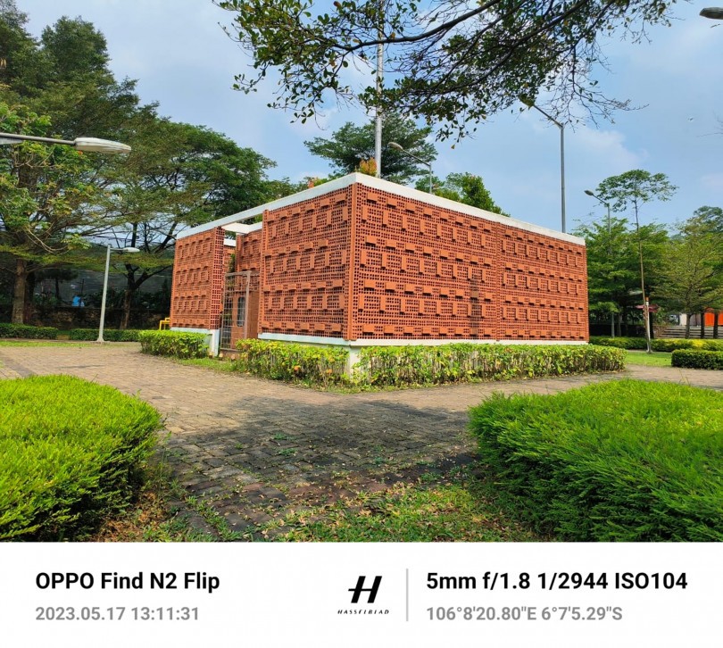 Cara Membuat Watermark Hasselblad di OPPO Find N2 Flip