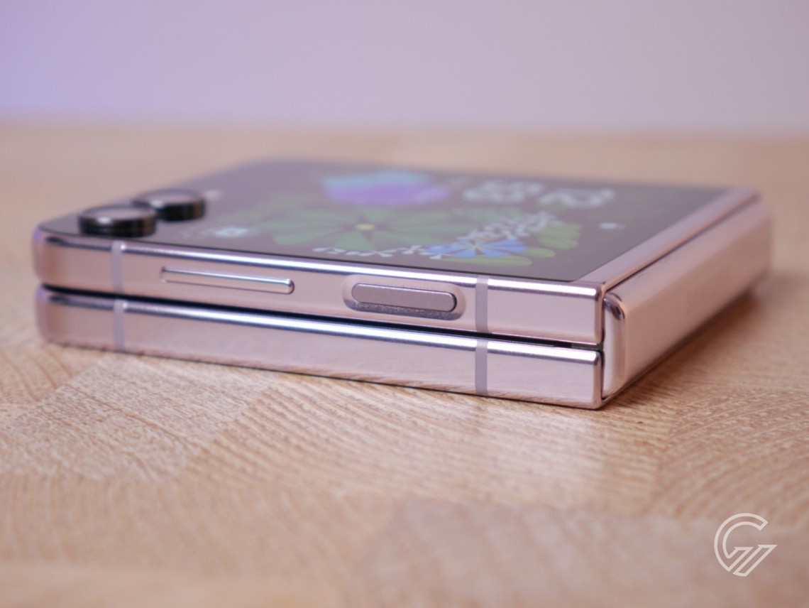 Review Samsung Galaxy Z Flip 5 – Makin Rapet Lipetannya