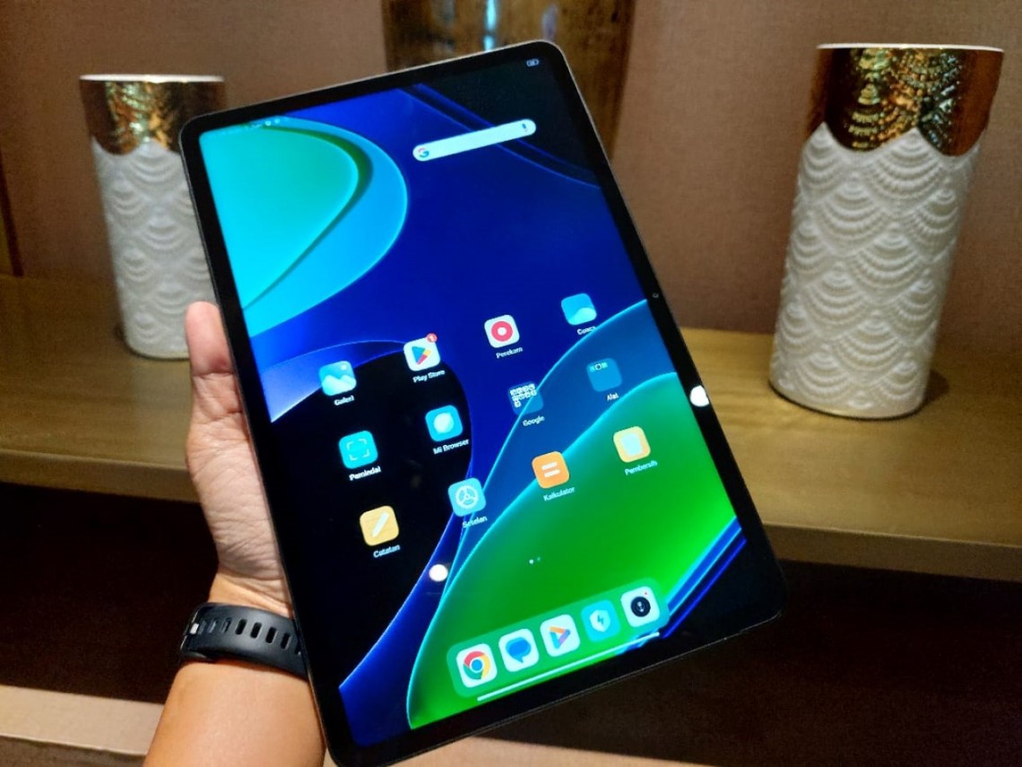 Ini 9 Tablet Layar Besar Desember 2025 Biar Konten Terlihat Jelas ...