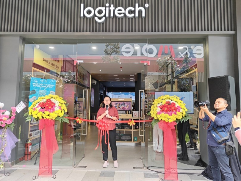 Toko Resmi Pertama Logitech Dibuka di Kawasan Erajaya Digital Complex PIK 2