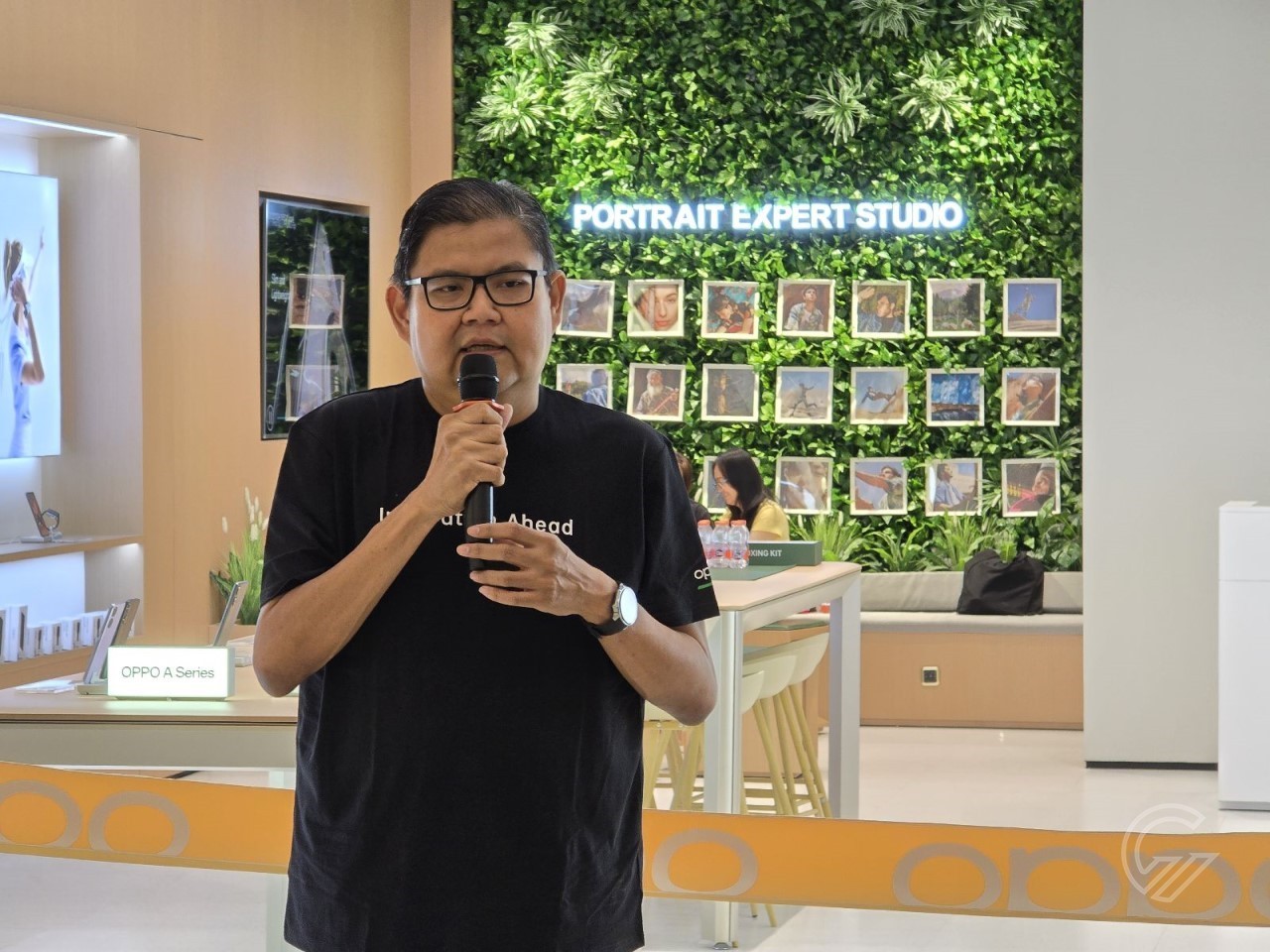 Tebar Promo! OPPO Experience Store Baru di Mal Ciputra Tangerang Resmi ...