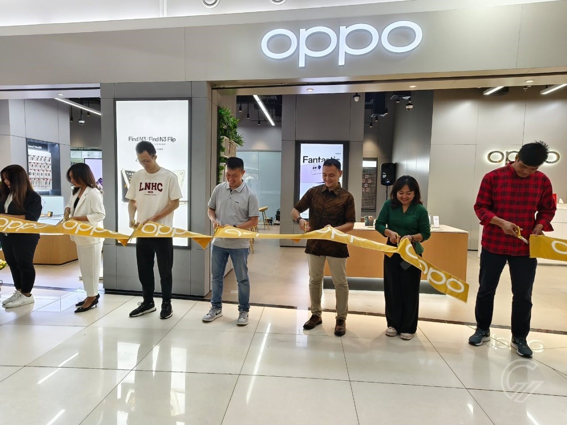 OPPO Buka Experience Store Baru di Supermal Karawaci, Ada Lelang ...