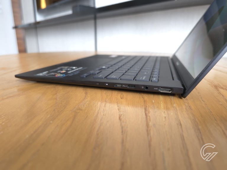 Review ASUS Zenbook 14 OLED UM3406 - Baterainya Irit Banget