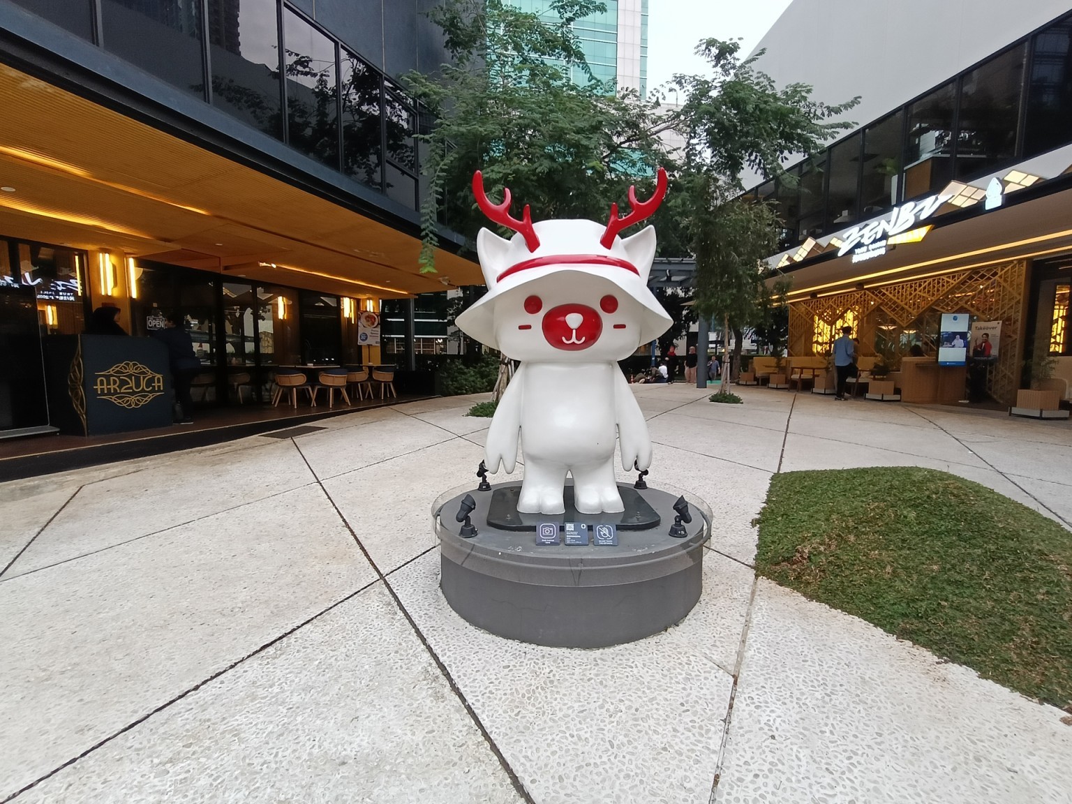 Review OPPO Reno12 F 5G – Lancar dan Tahan Banting