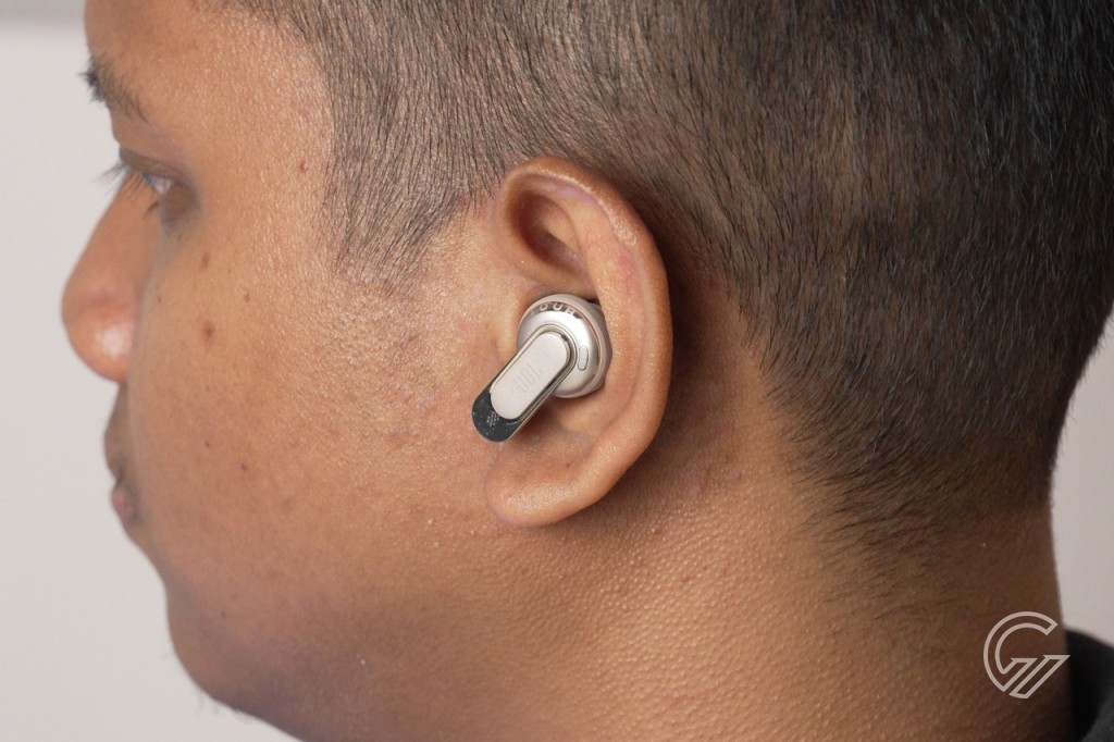 Review JBL Tour Pro 3 – TWS Unik dengan Layar Sentuh