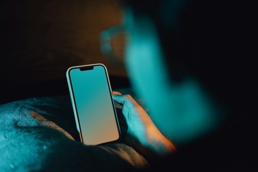 Gadgetmu Dedemit atau Parasit? Kenali Tiga Wujud Gadget Ini!